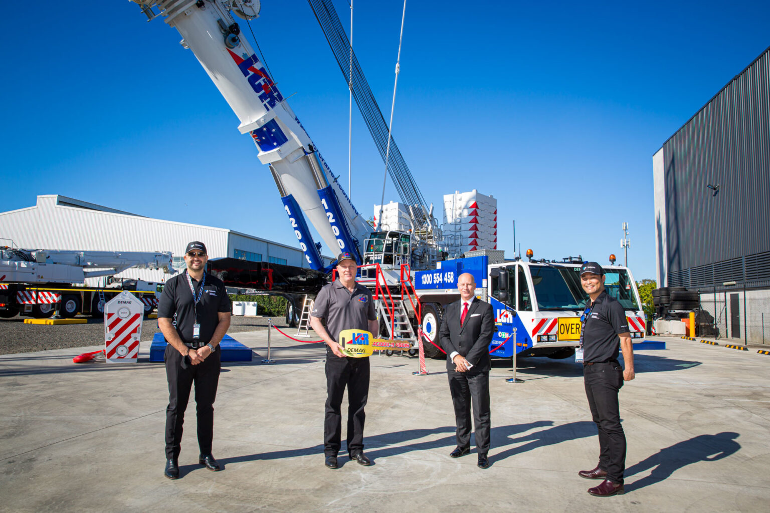 LCR takes delivery of Demag AC 1000-9 all terrain crane - Europe