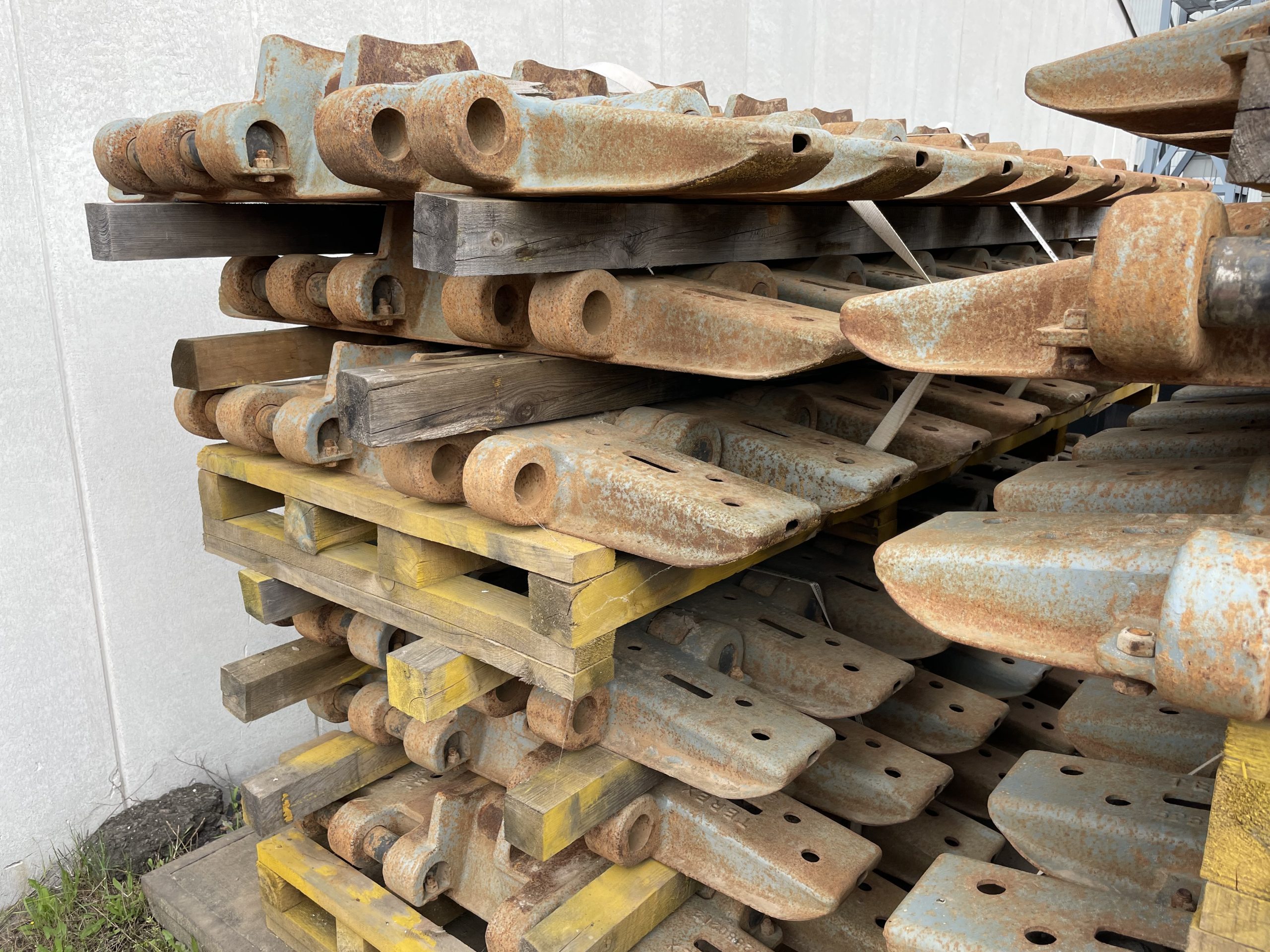 0010 CC Base plate - Europe